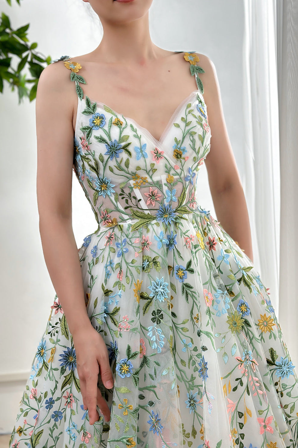 MissJophiel Corset V Neck Colorful Floral Embroidery Ivory Dress