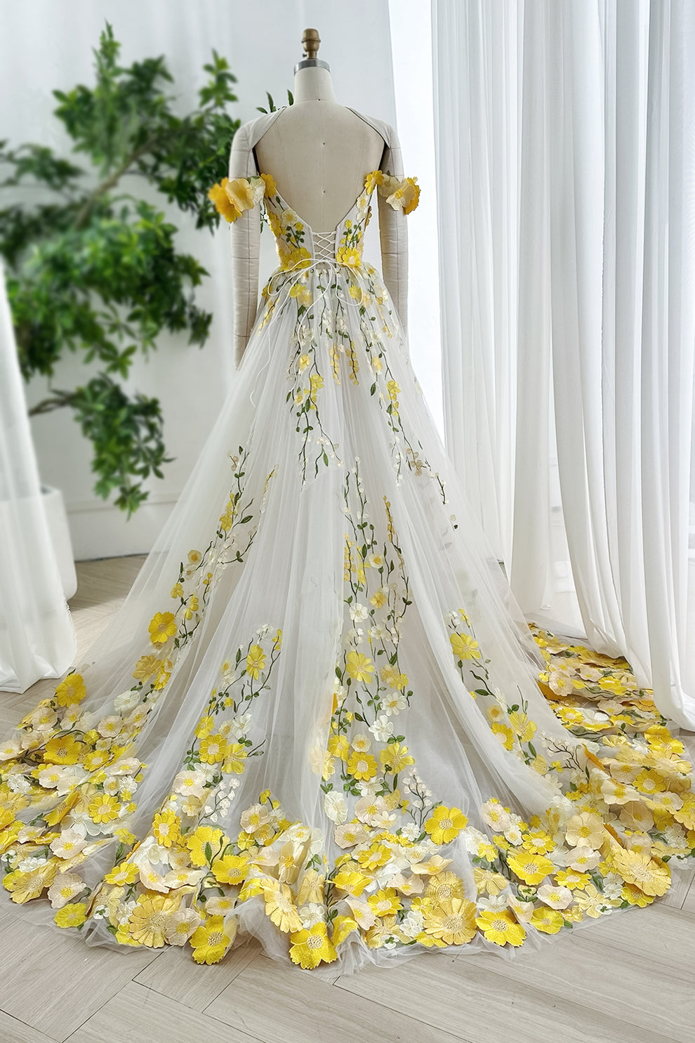 Yellow Floral Bridal Wedding Gown for Bride & Bridesmaid – MissJophiel