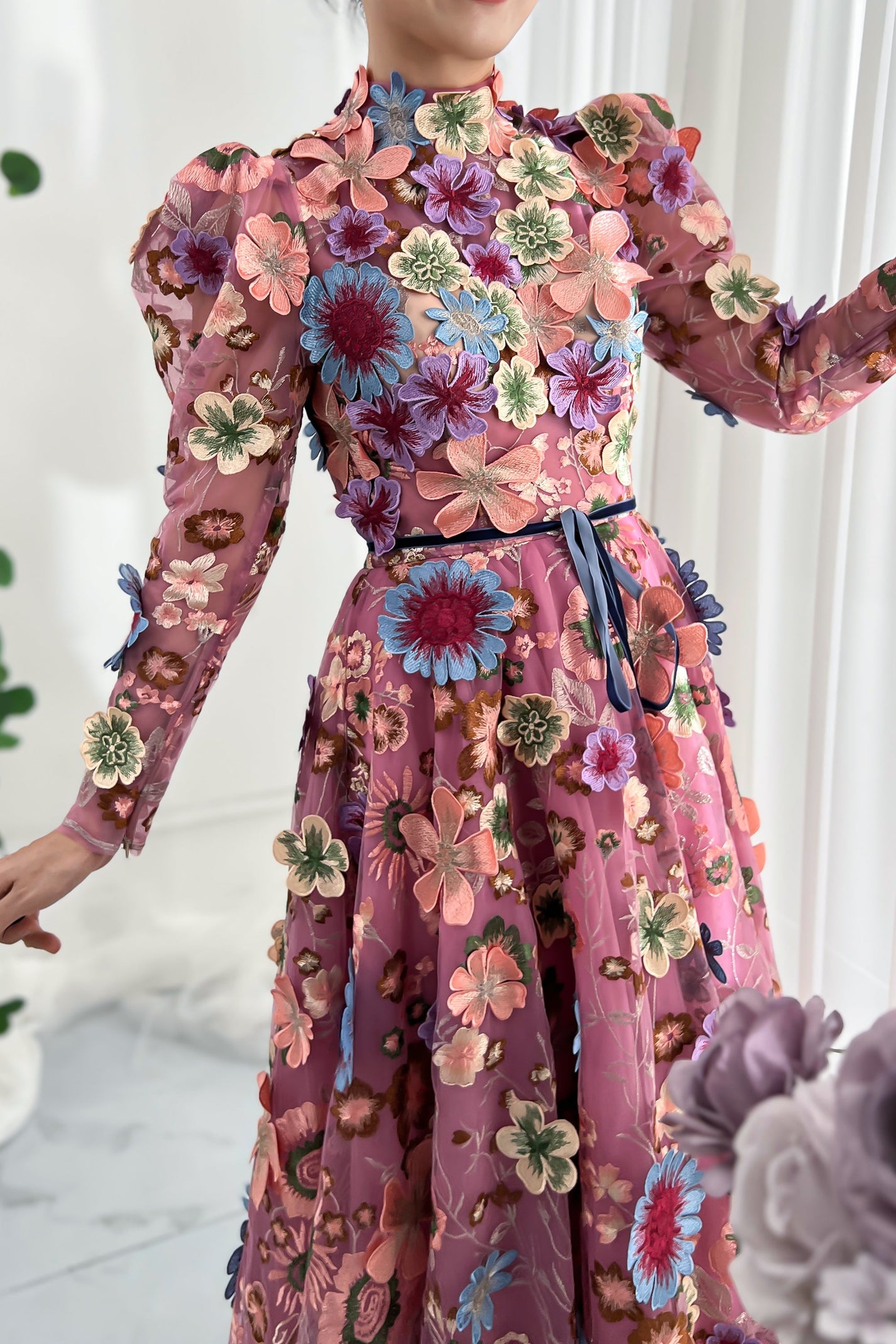 MissJophiel Leg-of-mutton Sleeves Emboridery Floral Dress with Open Back